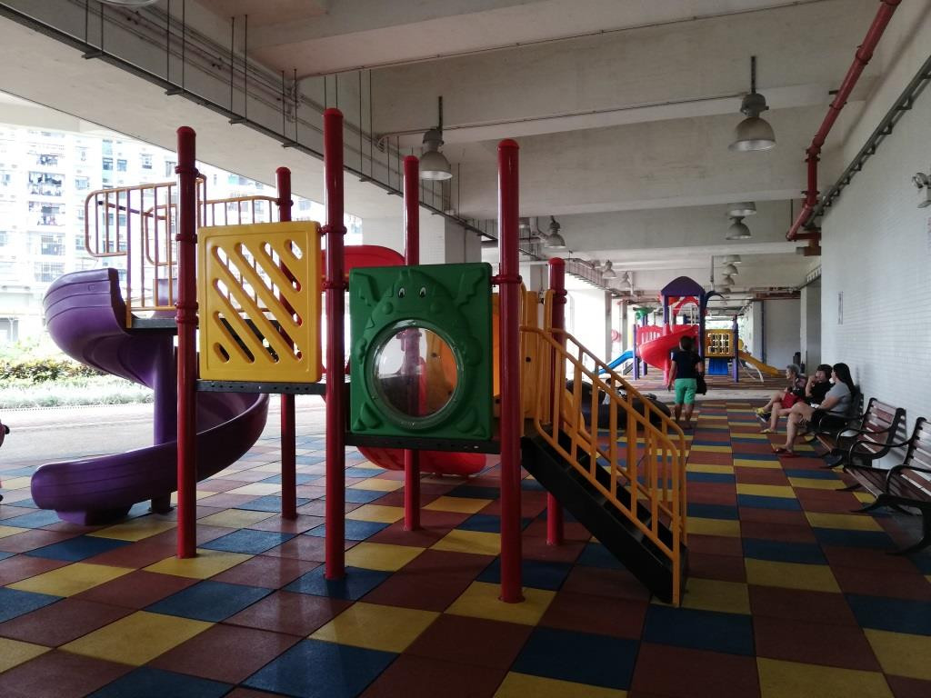 湖畔大廈平台花園 - MOCalendar